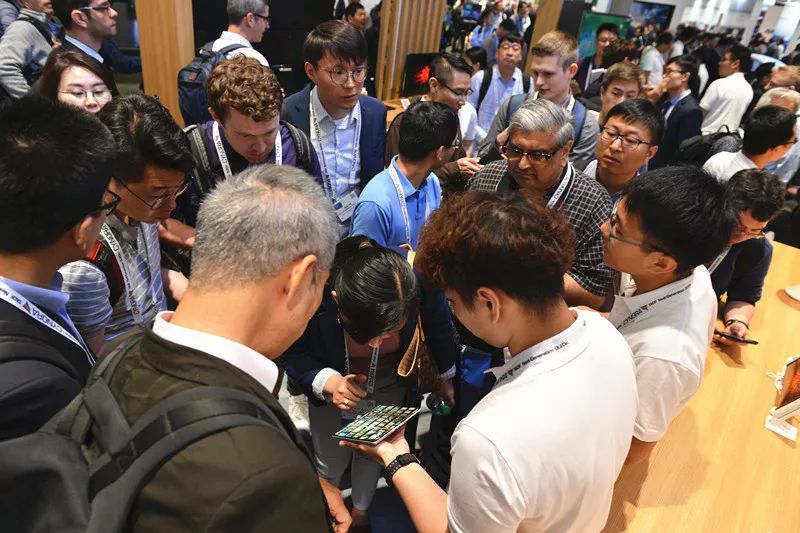 直击SID | BOE（京东方）、LGD篇 - 行家说